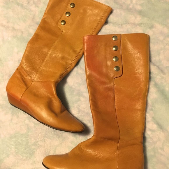 Bakers | Shoes | Baker Camel Leather Wedge Mod Boots With Buttons Snaps ...